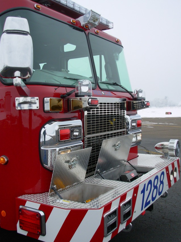 Harrods Creek Fire Department Rescue 1288 - Absolute Rescue