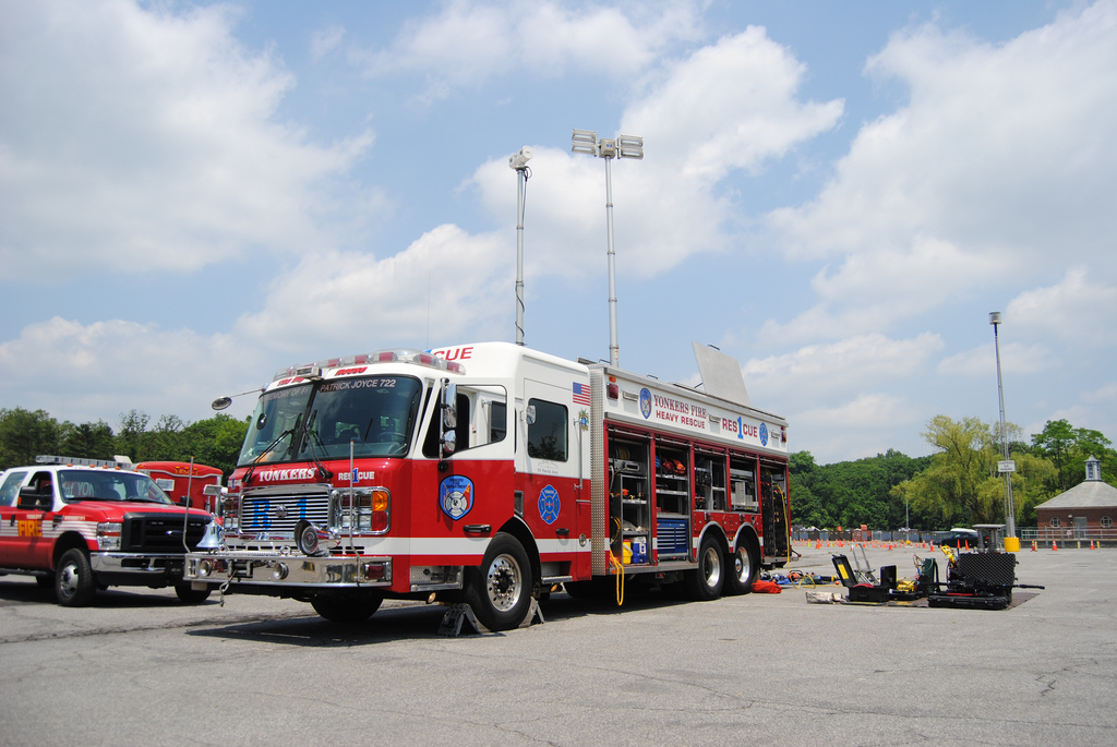 Yonkers Fire Rescue 1 (Heavy Rescue) - Absolute Rescue