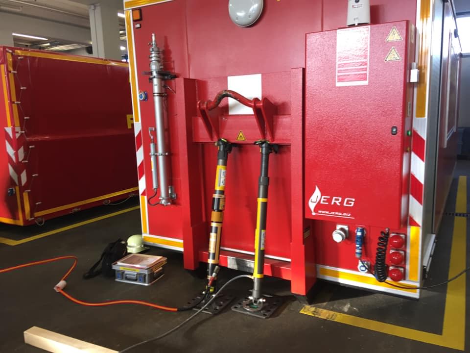 Strut Storage (Germany) - Absolute Rescue