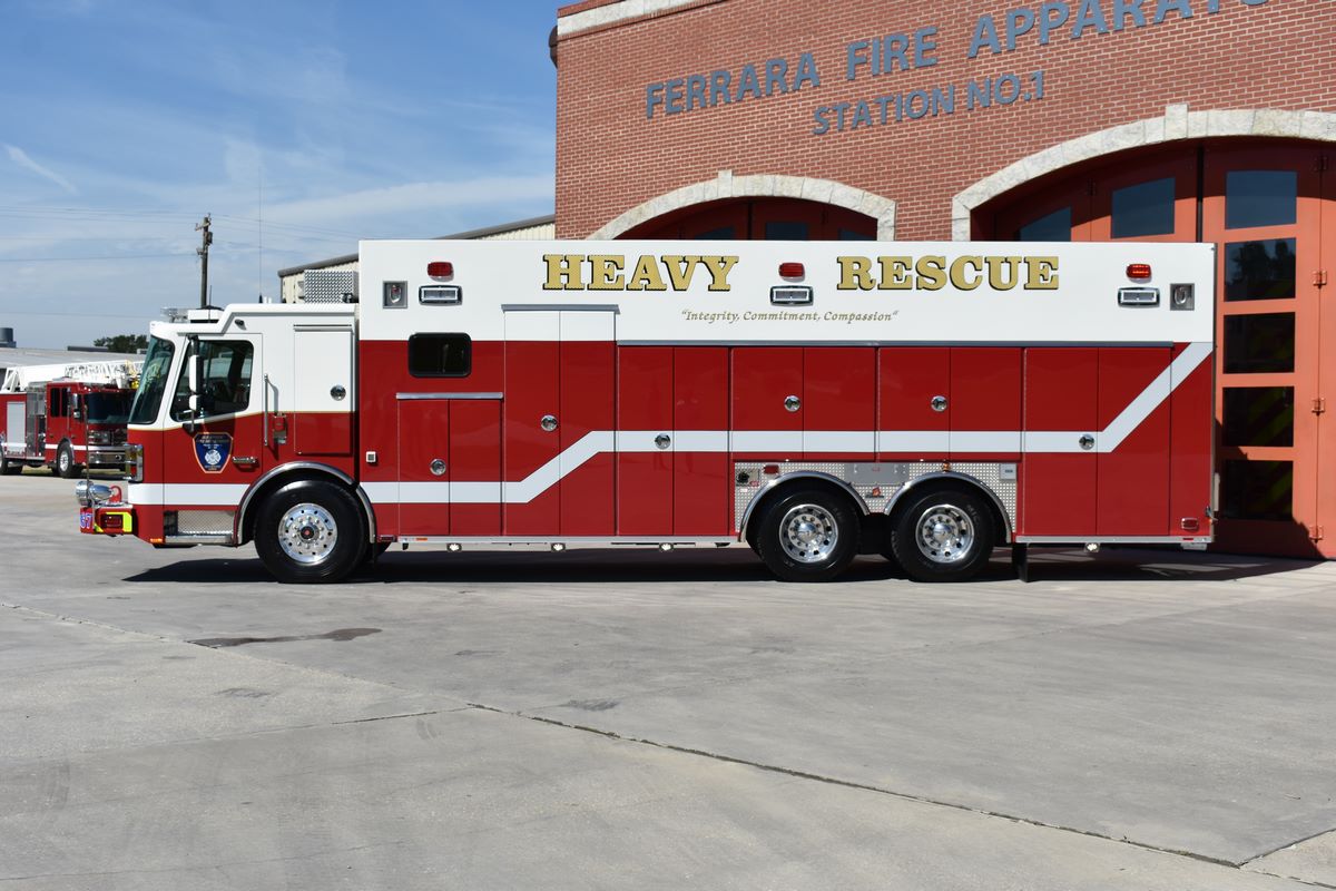 Old Mystic Fire District Heavy Rescue 67 - Absolute Rescue