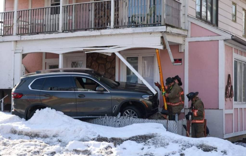 Car into a house - Absolute Rescue