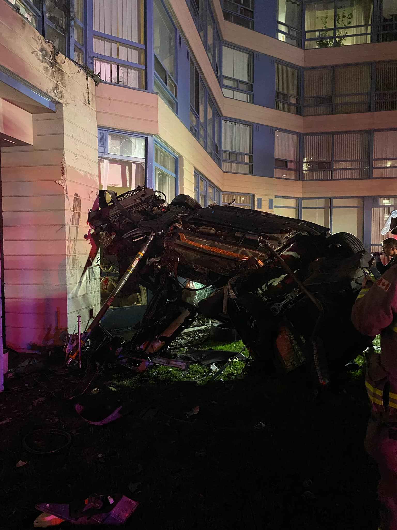Car into an apartment building - Absolute Rescue