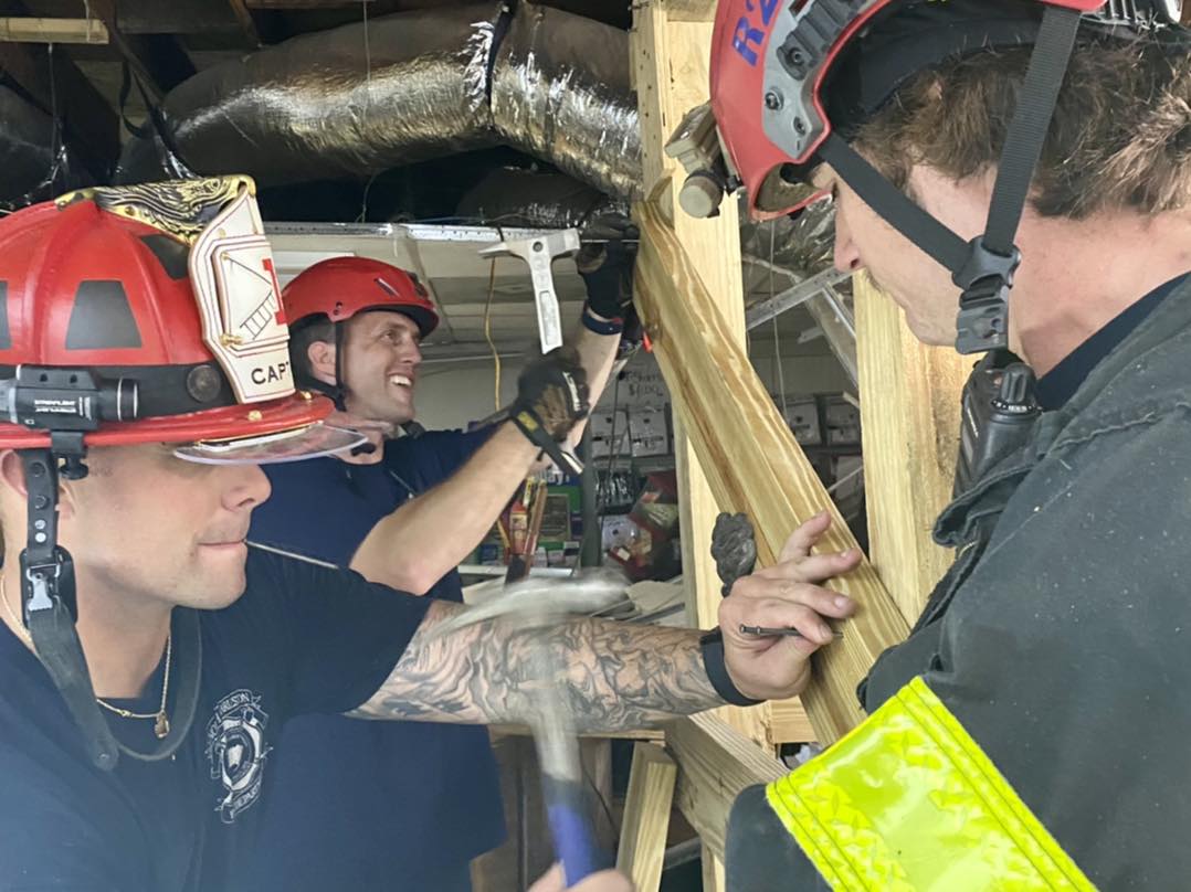 Houston Fire Department's Trailer 11 - Absolute Rescue